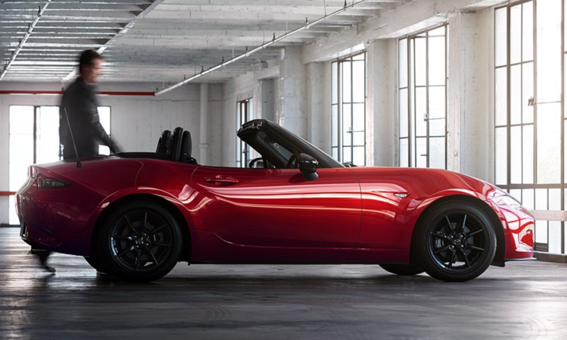 マツダ｜「匠塗 TAKUMINURI」